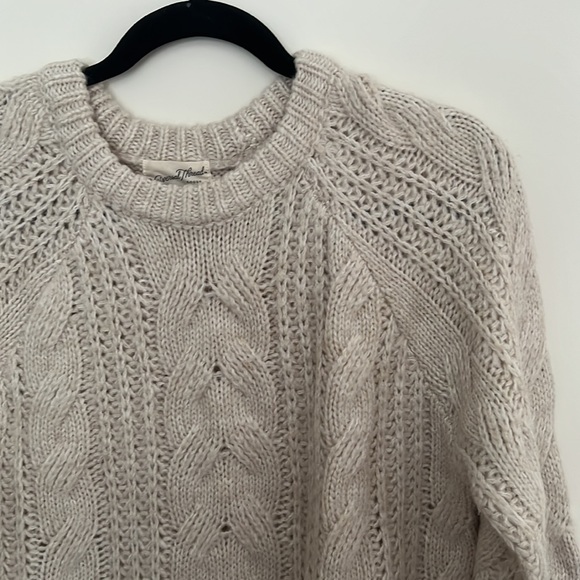 Universal Thread | Sweaters | Universal Thread Chunky Knit Sweater ...